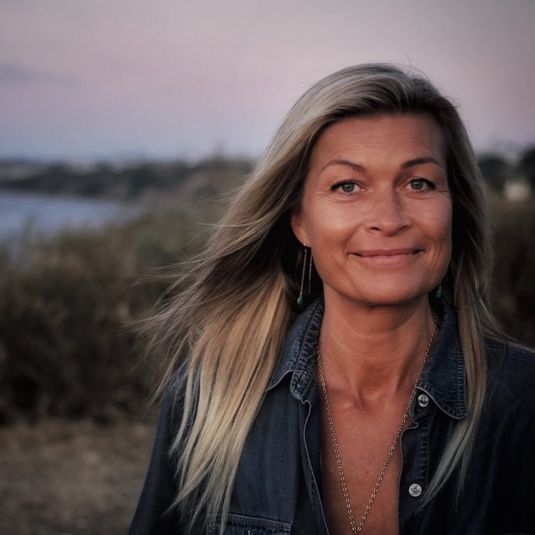 April White – Smartypants Romance